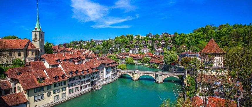 تور لیدر برن و راهنمای فارسی زبان جهت گشت یا ترجمه و امور بازرگانی و ...