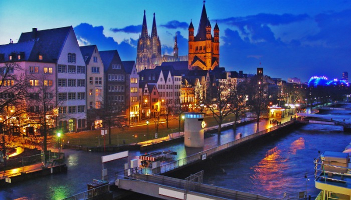 تور لیدر هانوفر و راهنمای فارسی زبان جهت گشت یا ترجمه و امور بازرگانی و ...